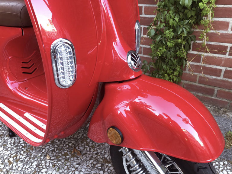 Scooter électrique 2Twenty Roma garanti, sans permis équivalent 50cc