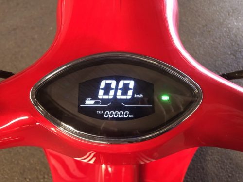 Scooter électrique 2Twenty Roma garanti, sans permis équivalent 50cc