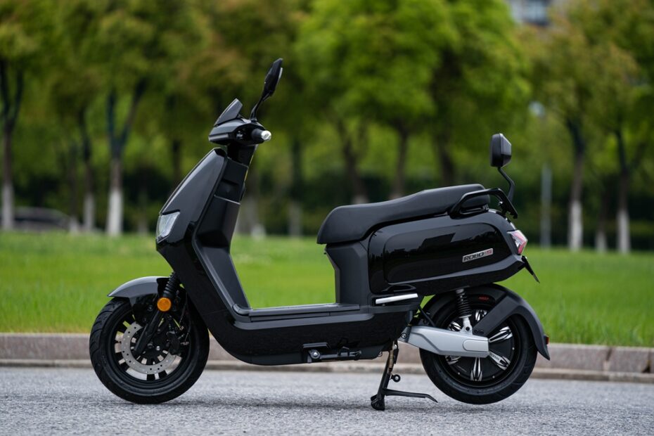 Achat scooter électrique SUNRA ROBO-S